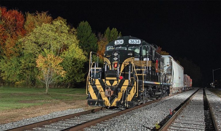A Visit to the Madison Railroad in North Vernon, Indiana - Railpace Newsmagazine