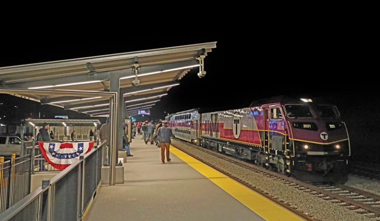 MBTA Debuts South Coast Rail - Railpace Newsmagazine